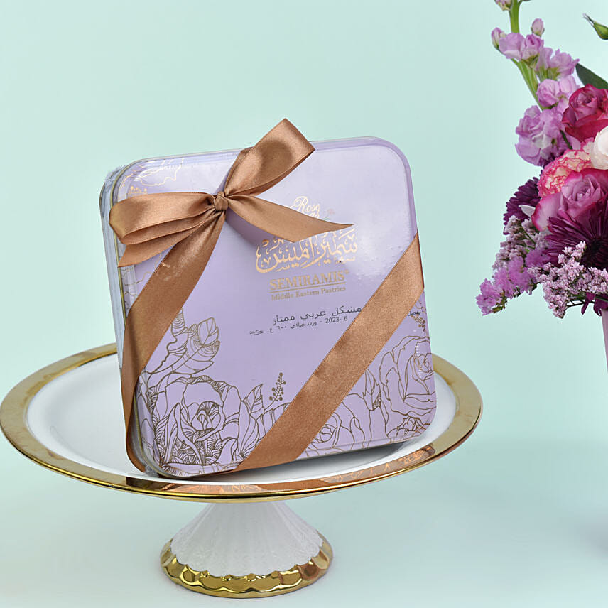 Online Sweetly Mine Arrangement With Rose Damas Pastries Gift Delivery ...