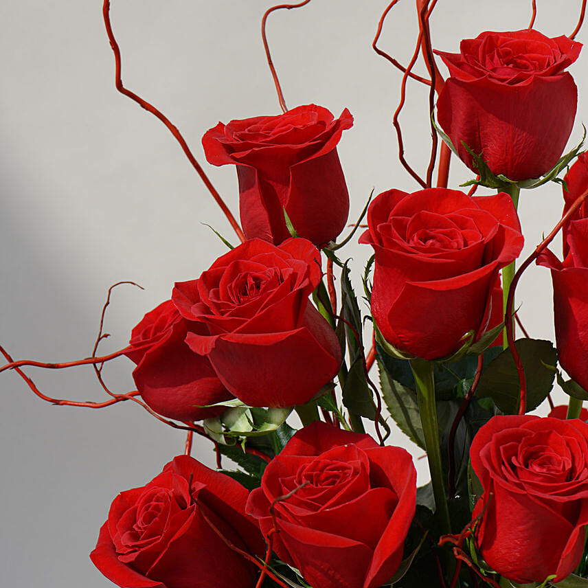 Online 22 Red Roses in a Fish Bowl Gift Delivery in UAE - FNP