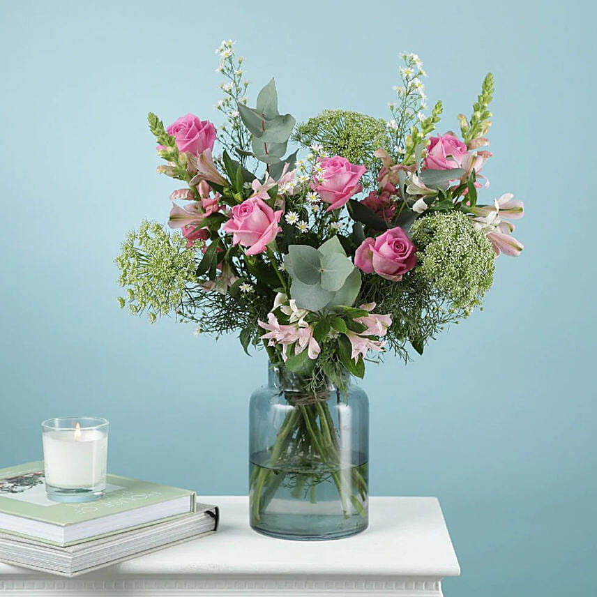 Online Lovely Mixed Flowers Bunch Gift Delivery in Uk - FNP